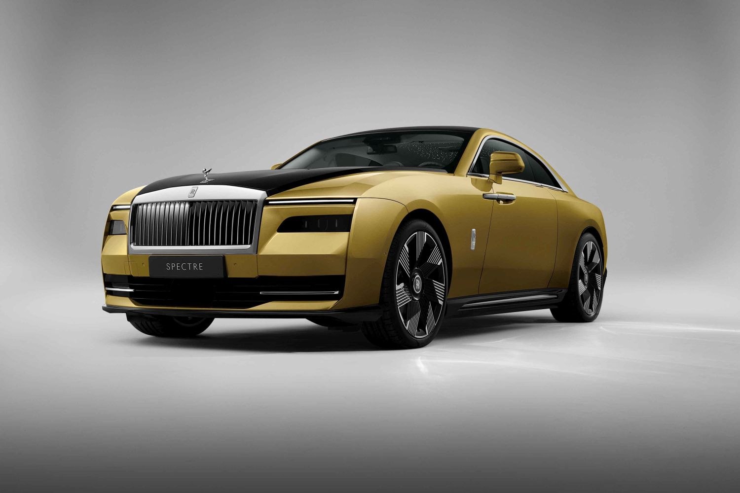 Rolls-Royce Spectre technical specifications and fuel economy